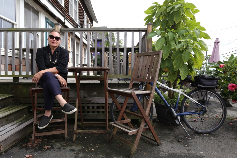 I‘m Not a Cop – Daily Nutmeg